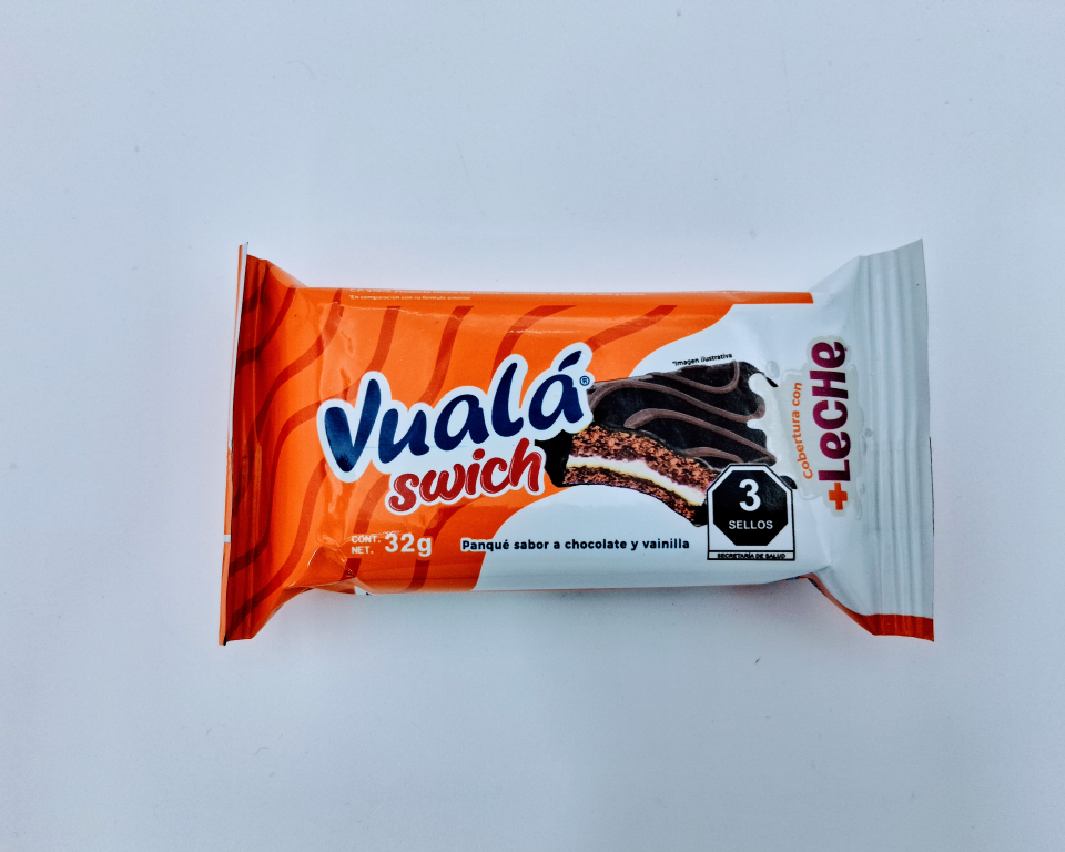 Pastelito Vualá Swich – Dulcería La Estrella